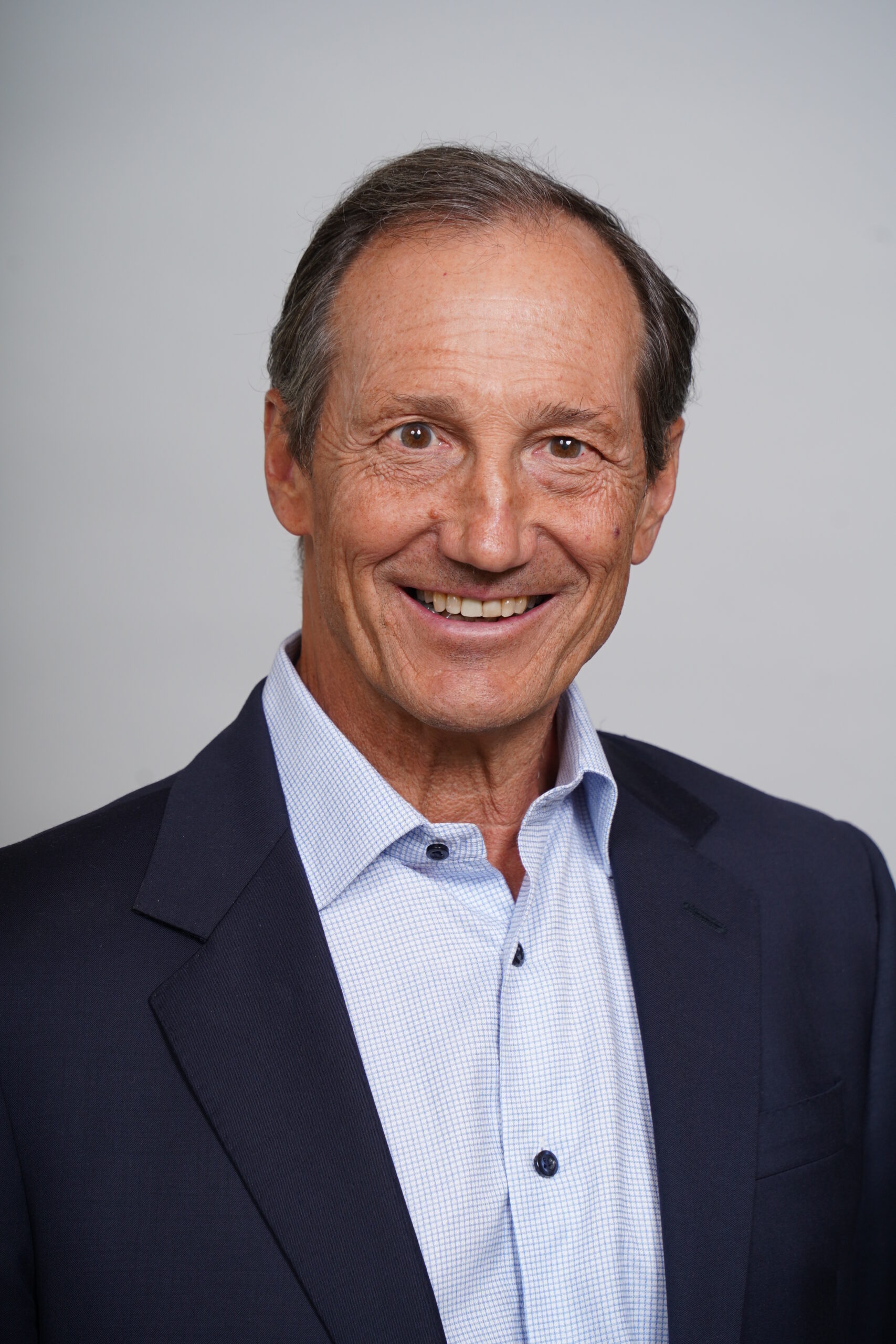 R. Jeffrey Sands | HJ Sims